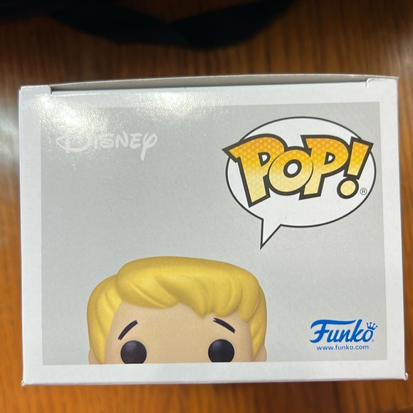 Funko | Toys | Funko Pop Arthur | Poshmark